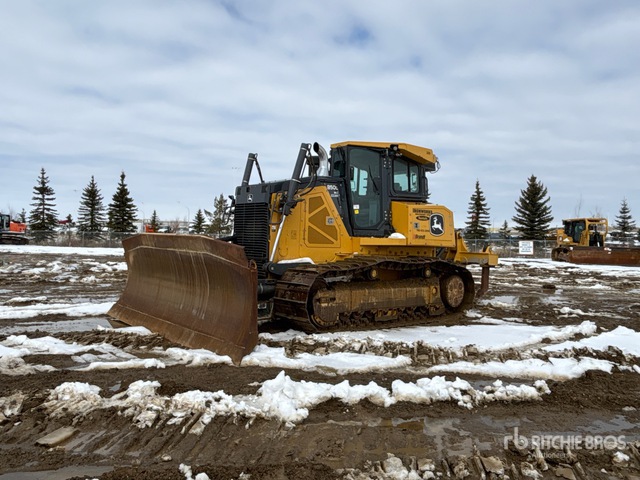 2019 John Deere 850L WLT Crawler Dozer | Ritchie Bros. Auctioneers