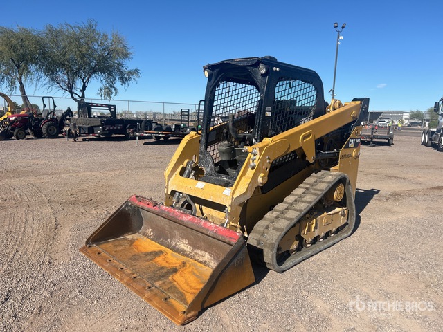 2016 Cat 249D Compact Track Loader | Ritchie Bros. Auctioneers