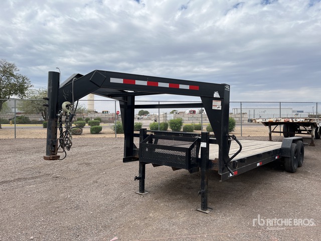 2022 STAG 28 ft T/A Gooseneck Equipment Trailer | Ritchie Bros. Auctioneers