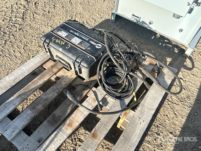 Miller Suitcase X-Treme 12VS Voltage-Sensing Alimentador de cable ...