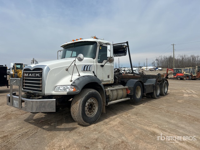 2010 Mack GU813 8x4 Roll-Off Truck | Ritchie Bros. Auctioneers