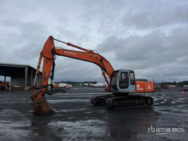 1996 Hitachi EX220-5 Tracked Excavator | Ritchie Bros. Auctioneers