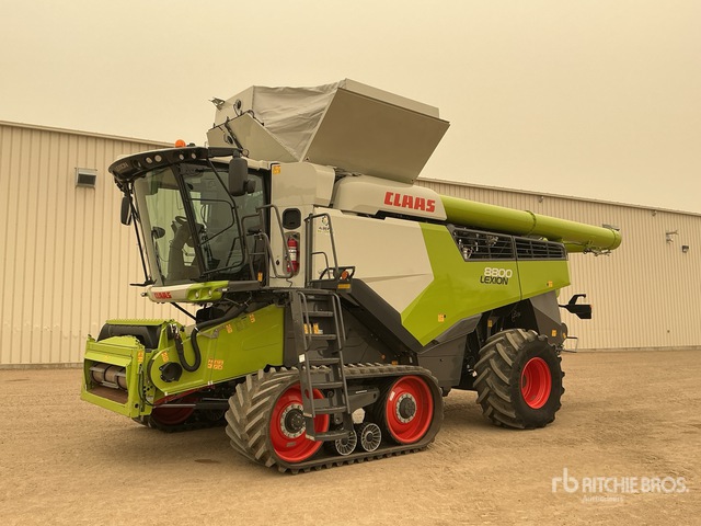 2021 Claas Lexion 8800TT Combine Harvester | Ritchie Bros. Auctioneers