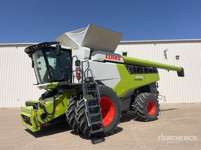 2022 Claas LEXION 8700 Combine Harvester | Ritchie Bros. Auctioneers