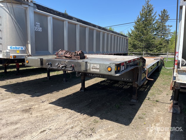 2015 Landoll 950-52-14 53 ft Tri/A Sliding Axle Trailer | Ritchie Bros ...