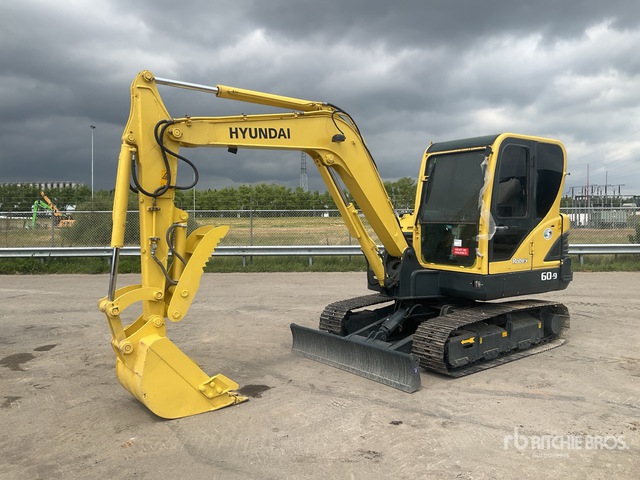2013 Hyundai R60-9 Mini Excavator | Ritchie Bros. Auctioneers