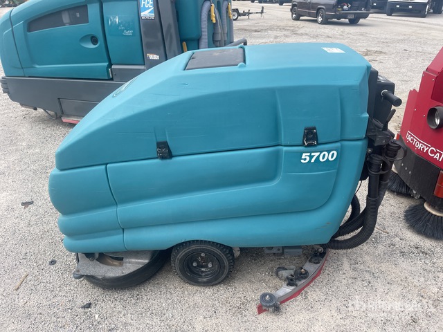 1998 Tennant 5700 Walk-Behind Floor Scrubber | Ritchie Bros. Auctioneers