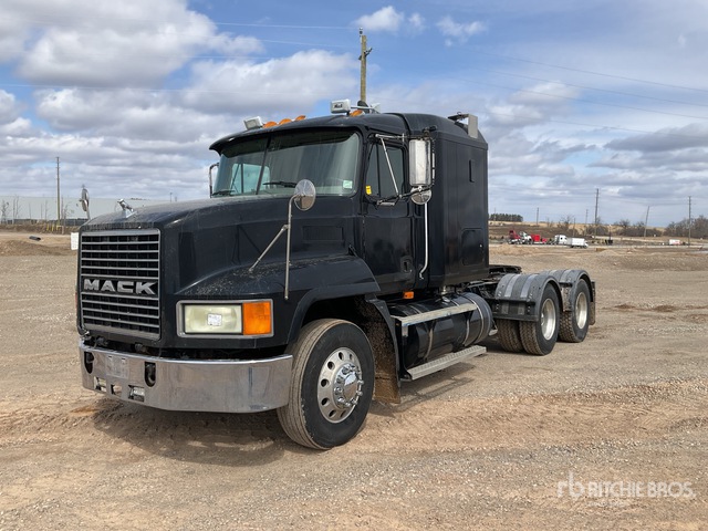 2003 Mack CH613 6x4 T/A Sleeper Truck Tractor | Ritchie Bros. Auctioneers