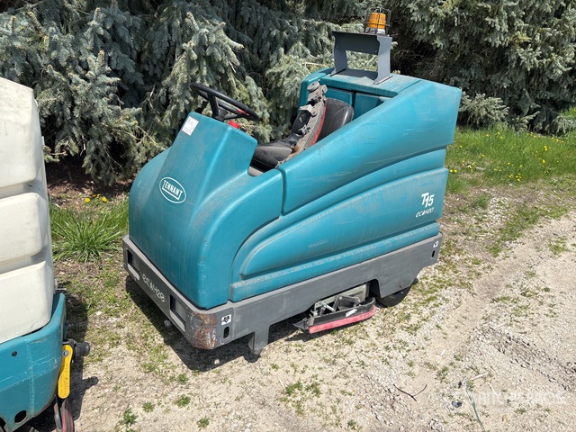 2009 Tennant T15 Ride-On Electric Floor Scrubber (Inoperable) | Ritchie ...