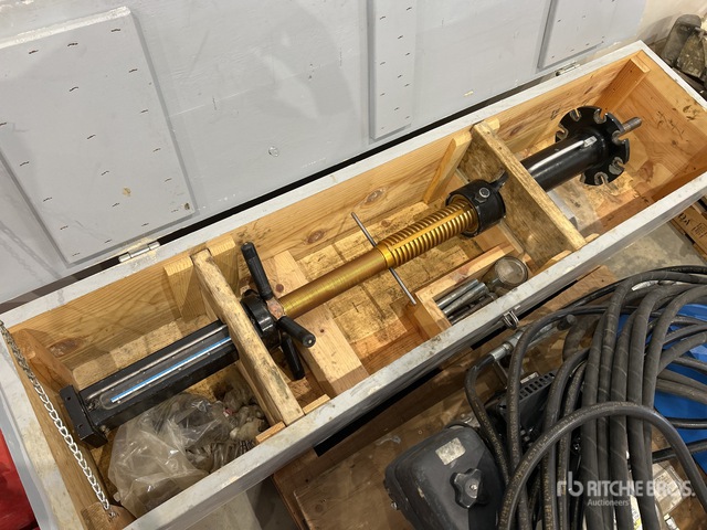 Mueller Live Tapping Machine | Ritchie Bros. Auctioneers