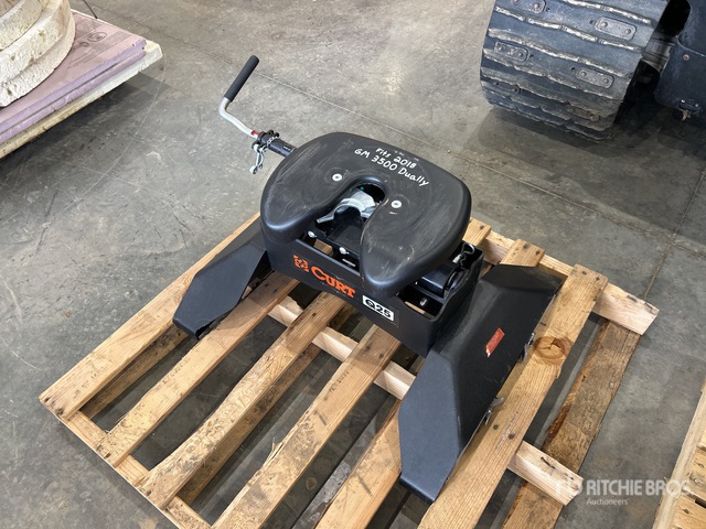 curt Q25 Fifth Wheel | Ritchie Bros. Auctioneers