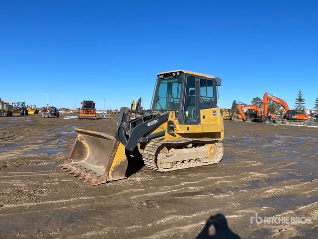 2009 John Deere 605C Crawler Loader | Ritchie Bros. Auctioneers