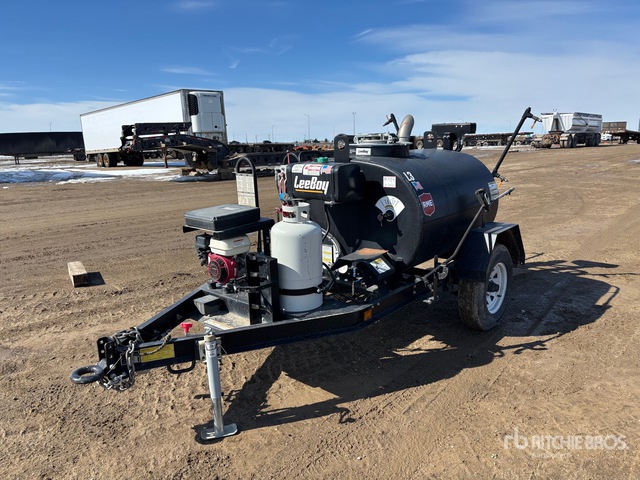 2021 LeeBoy L300 S/A 300 L Tack Tank Asphalt Distributor Trailer ...