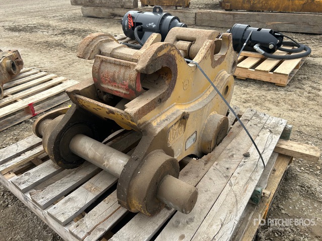 2014 Cat CB LINKAGE Hydraulic Excavator Coupler - Fits Cat 326/329 ...