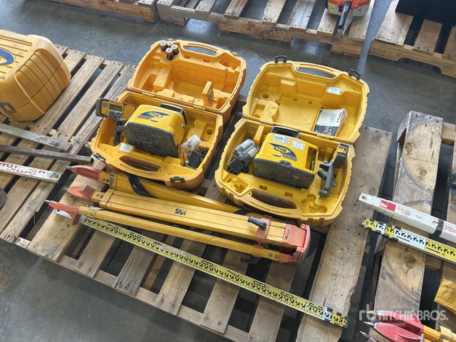 Quantity of (2) Spectra GL412 Grade Laser | Ritchie Bros. Auctioneers