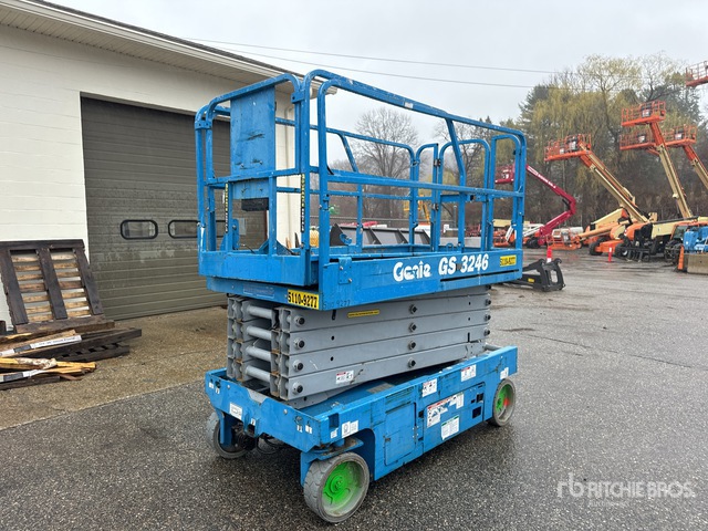 2016 Genie GS-3246 Electric Scissor Lift | Ritchie Bros. Auctioneers