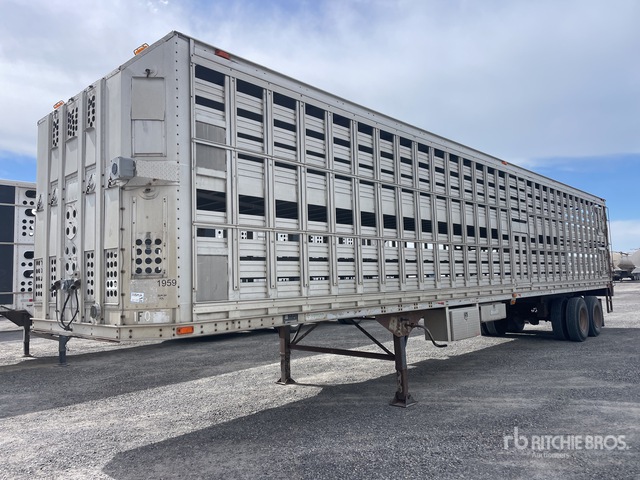 1990 Barrett 47 ft T/A Livestock Trailer | Ritchie Bros. Auctioneers