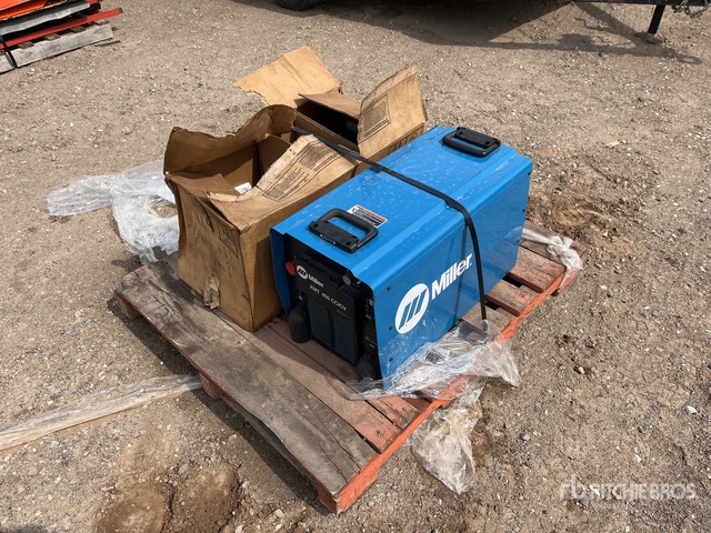 Miller XMT 450 CC/CV 600 A Flux Core Feeder, Welder Electric Welder ...