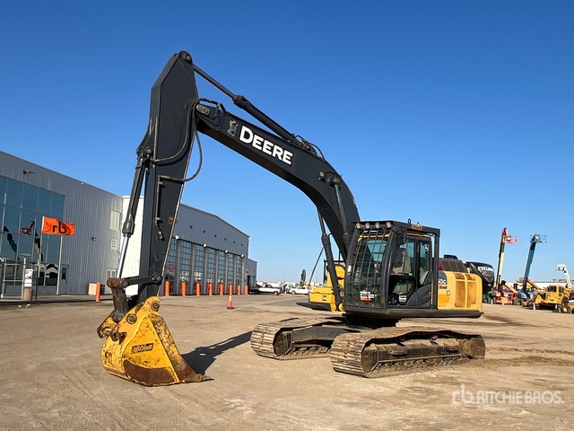 2014 John Deere 250G LC Tracked Excavator | Ritchie Bros. Auctioneers
