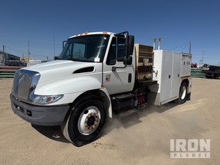 2003 International 4400 4x2 Service Truck in Nampa, Idaho, United ...