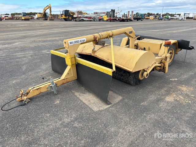 Pacific-Ace 84TS 2000 mm Tow-Behind Sweeper Attachment | Ritchie Bros ...
