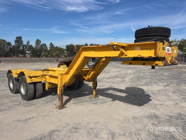 1995 Haulmark 2 Rows of 4 Low Loader Dolly | Ritchie Bros. Auctioneers