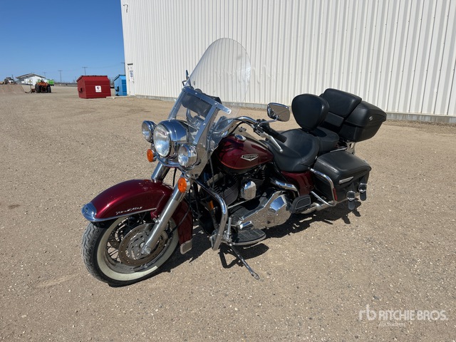 2000 Harley-Davidson Road King 1450 cc Cruiser Bike | Ritchie Bros ...