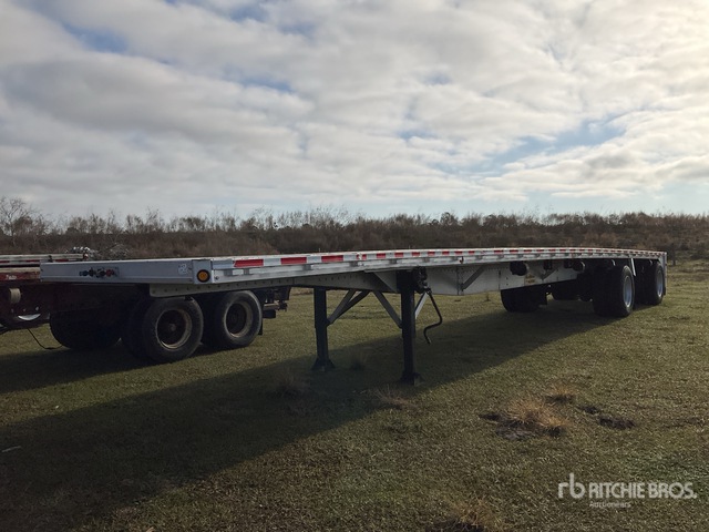 2005 Reitnouer 48 ft T/A Spread Axle Flatbed Trailer | Ritchie Bros ...