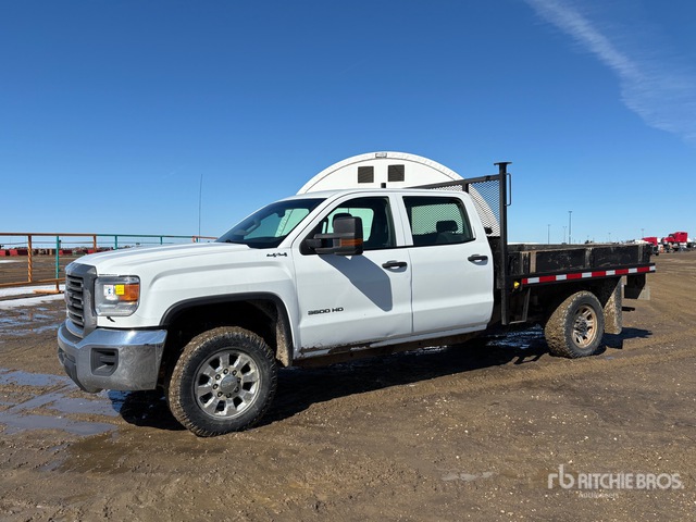 2016 GMC Sierra 3500HD 4x4 Crew Cab Flatbed Truck | Ritchie Bros ...
