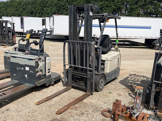2022 Crown SC5225-35 Electric Forklift | Ritchie Bros. Auctioneers