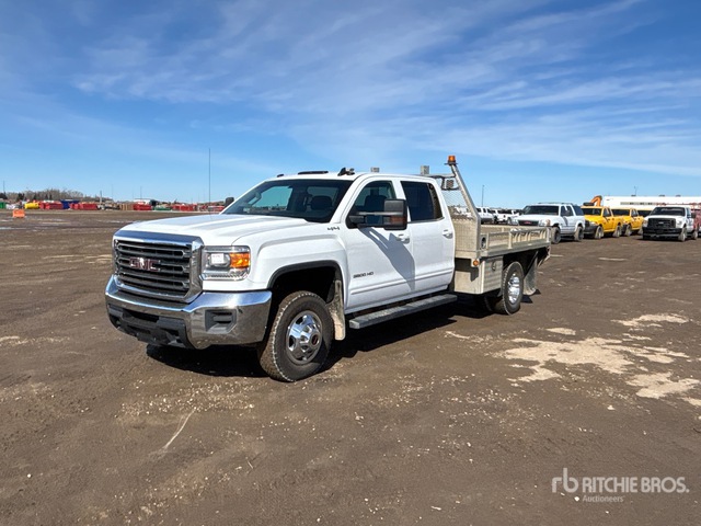 2019 GMC Sierra 3500HD 4x4 Crew Cab Flatbed Truck | Ritchie Bros ...