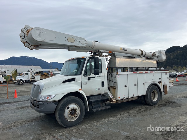 Altec AM55E 55 ft on 2007 International 4300 4x2 Bucket Truck | Ritchie Bros. Auctioneers