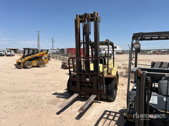 2002 Hyster H80C 8000 lb Pneumatic Tire Forklift | Ritchie Bros ...