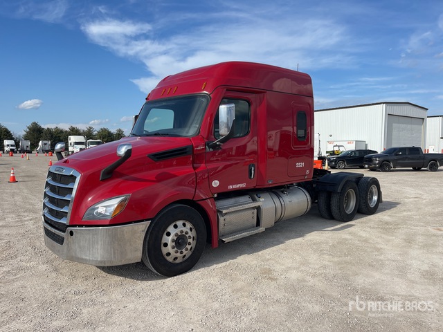 2021 Freightliner Cascadia 126 6x4 T/A Sleeper Truck Tractor | Ritchie Bros. Auctioneers