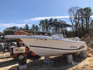 2002 Cobia 234 24 ft Fishing Boat (Inoperable) in Brooksville, Florida ...