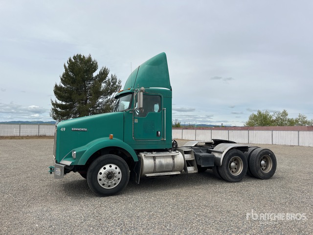 2011 Kenworth T800 6x4 T/A Day Cab Truck Tractor | Ritchie Bros. Auctioneers