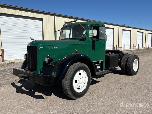 1950 Mack LJ-T 4x2 Conventional S/A Day Cab Truck Tractor | Ritchie ...