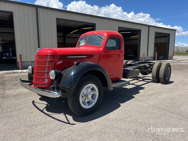 1938 International DS50318 4x2 Cab and Chassis | Ritchie Bros. Auctioneers