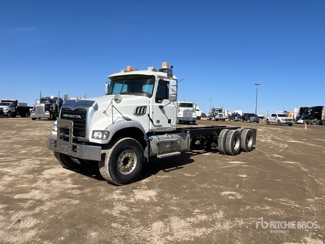2014 Mack GU433 6x4 Cab and Chassis | Ritchie Bros. Auctioneers