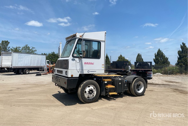 Capacity TJ6500 Trucks - Cab & Chassis transport quote to SUNDERLAND ...