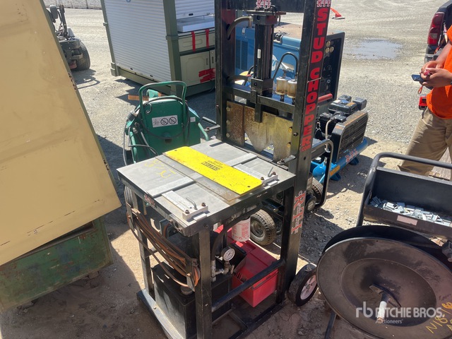 Stud Chopper Jr Deluxe Portable Metal Stud Shear Machine | Ritchie Bros ...