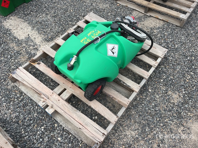 AM Tank Portable Poly Caddy Tank (Unused) | Ritchie Bros. Auctioneers