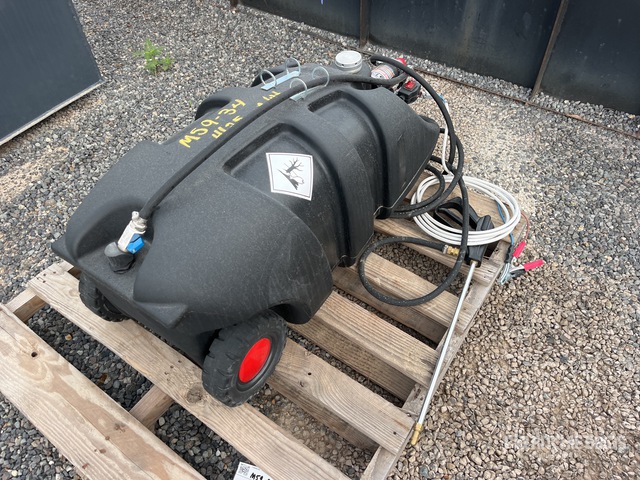 AM Tank Portable Poly Caddy Tank (Unused) | Ritchie Bros. Auctioneers