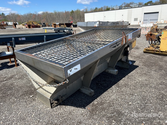 Swanson Slide In V Box Salt Spreader | Ritchie Bros. Auctioneers