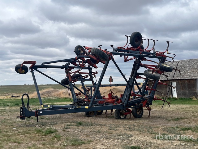 1984 Friggstad 47 ft Cultivator | Ritchie Bros. Auctioneers