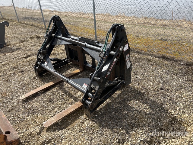 Virnig 48 in Pipe Skid Steer Grapple | Ritchie Bros. Auctioneers