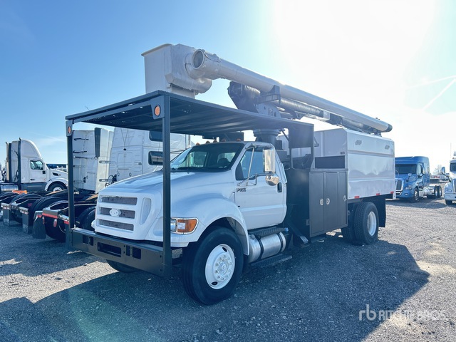 2012 Altec LRV60-E70 70 ft on 2011 Ford F-750 4x2 Forestry Bucket Truck | Ritchie Bros. Auctioneers