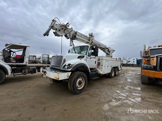 2008 Terex Telelect Commander C6060 on 2009 International 7500 6x6 ...