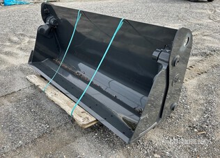 Bobcat Skid Steer Combination Bucket - Fits Bobcat L85 & L95 (Unused ...