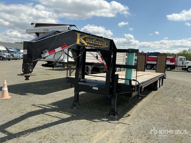 2024 Kaufman 30 ft T/A Gooseneck Equipment Trailer | Ritchie Bros ...